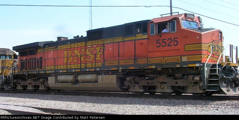 BNSF 5525